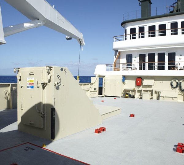 Yacht SEA RANGER, a Schichau Unterweser Converted Superyacht ...